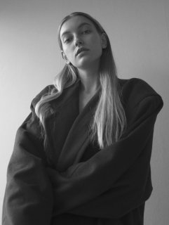 Aava Frisk | the Fashion Spot