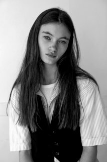 Grace Monfries | the Fashion Spot