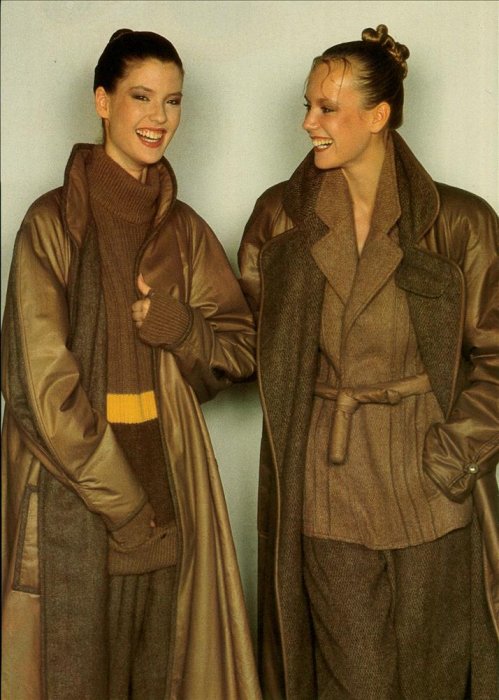 Vogue Italia October 1980-1 : Lisa Ryall by Renato Grignaschi | the ...