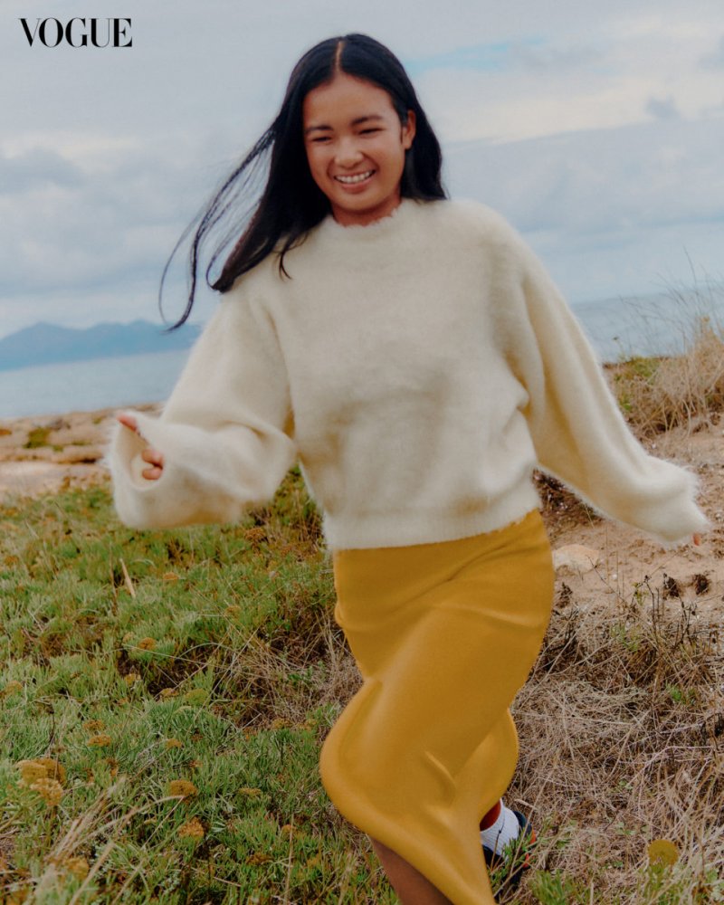 Vogue Philippines November 2022 : Alex Eala by Edgar Berg | the Fashion ...